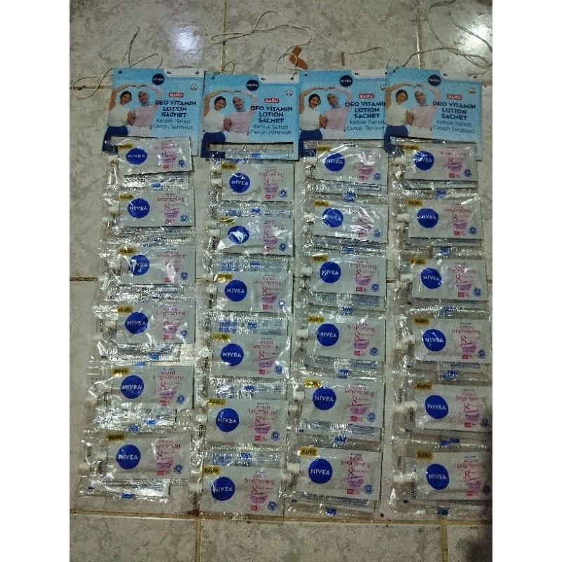 Jual nivea extra brightening sachet (12 pcs * 9 ml) | Shopee Indonesia