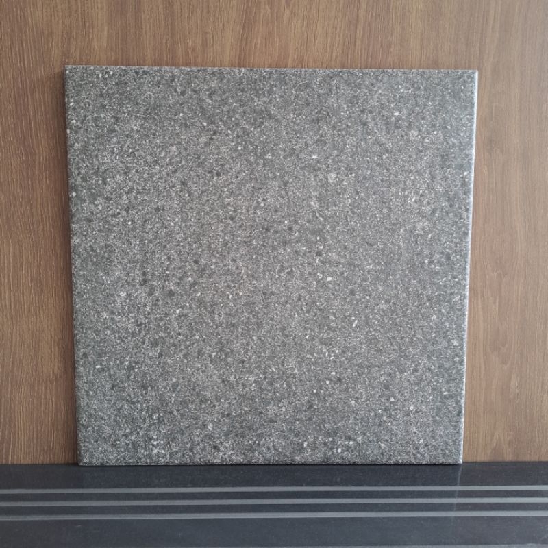 Jual Keramik Lantai Rustic Mulia Tile 30x30 STONELLA DARK GREY | Shopee ...