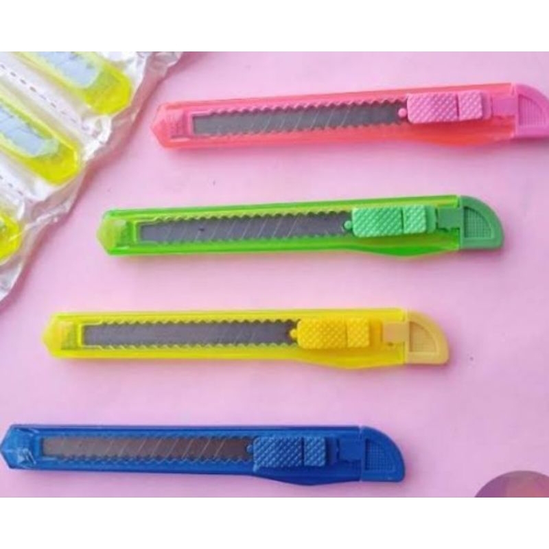 Jual PISAU KATER/ CUTTER KECIL (1 PCS) | Shopee Indonesia