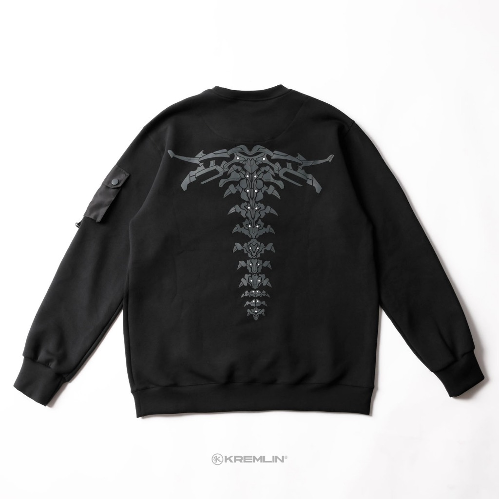 Jual KREMLIN Crewneck Sweater Hitam Glow In The Dark - Backbone ...