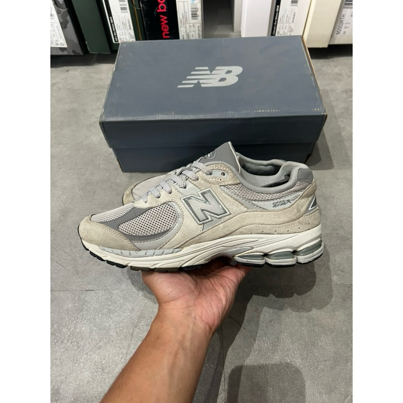 Jual New Balance 2002R Raincloud #M200 | Shopee Indonesia