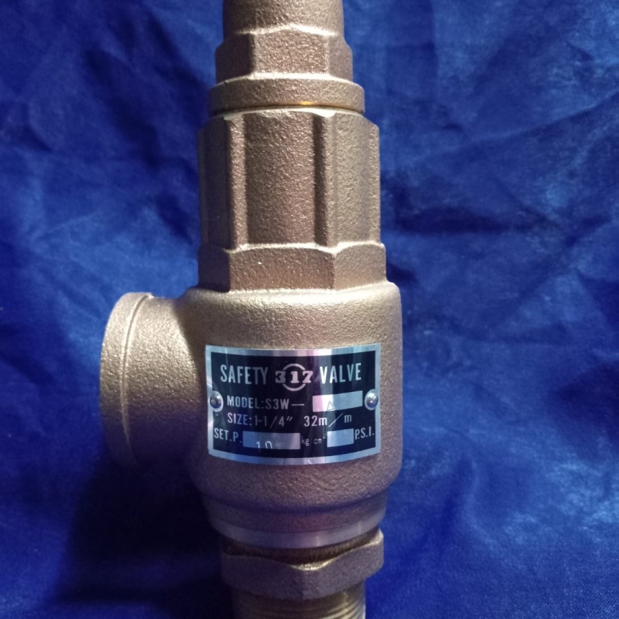 Jual safety valve safety relief valve 1" 317 taiwan | Shopee Indonesia