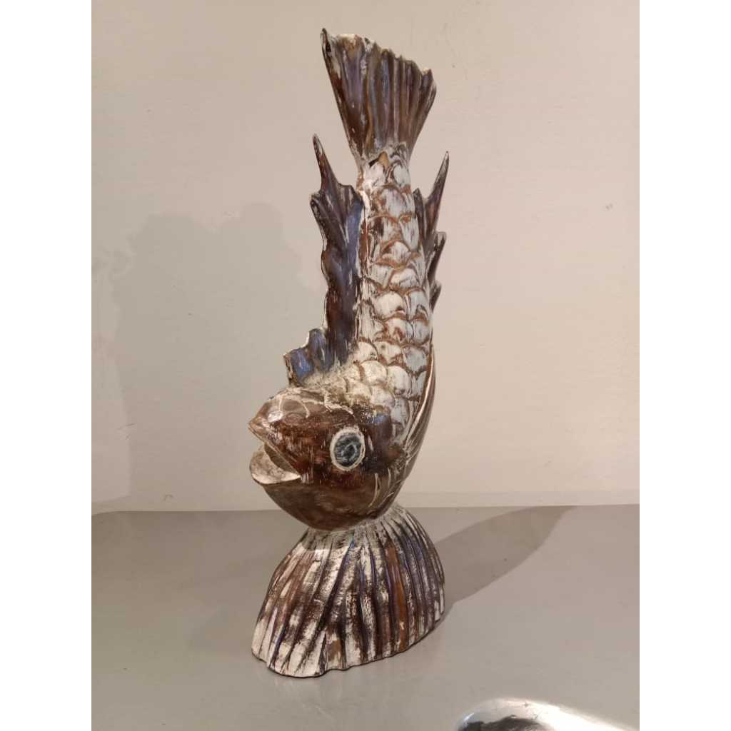 Jual Miniatur Patung fish kepala kebawah hiasan Meja kerajinan tangan ...