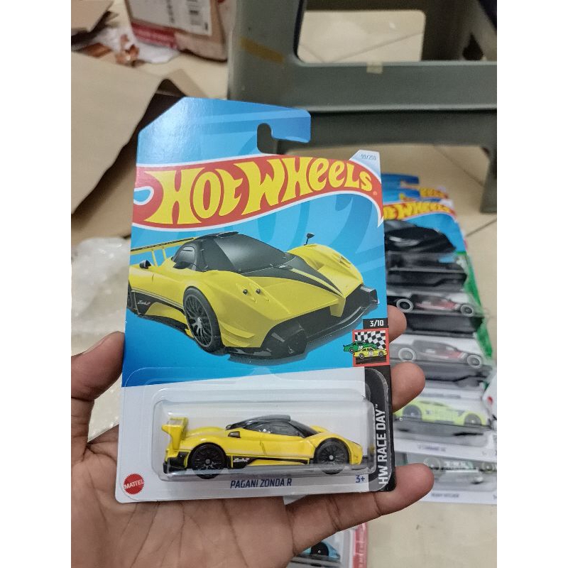 Jual Pagani Zonda R Yellow | Black Hitam Huayra Hot Wheels Made in ...