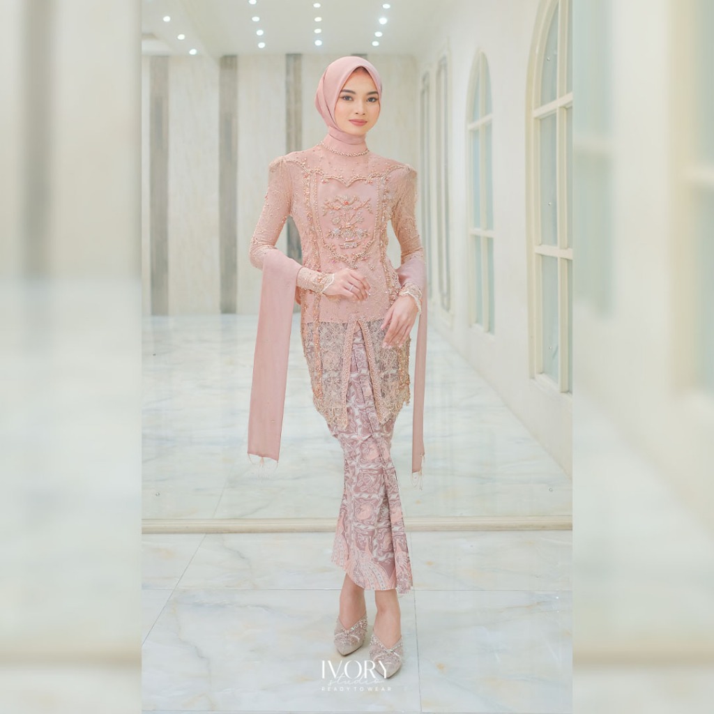 Jual Ivory Studio - Eterna Bloomy Floral Kebaya in Rosegold | Shopee Indonesia