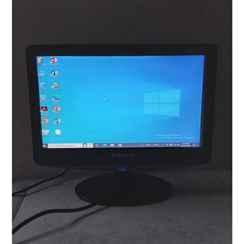 Jual Monitor Komputer SAMSUNG model B1630 + Kabel power dan KABEL VGA ...