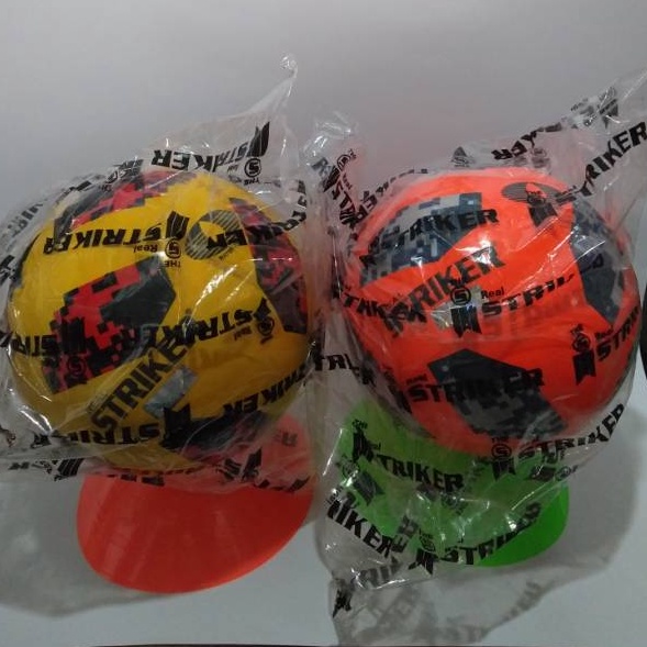 Jual Serbu Produk Bola Futsall STRIKER | Shopee Indonesia