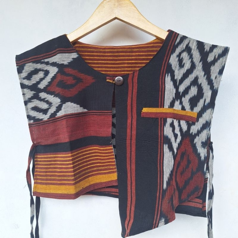 Jual ATSAN VEST ROMPI TENUN ETNIK JEPARA WANITA ( COKLAT ) | Shopee ...