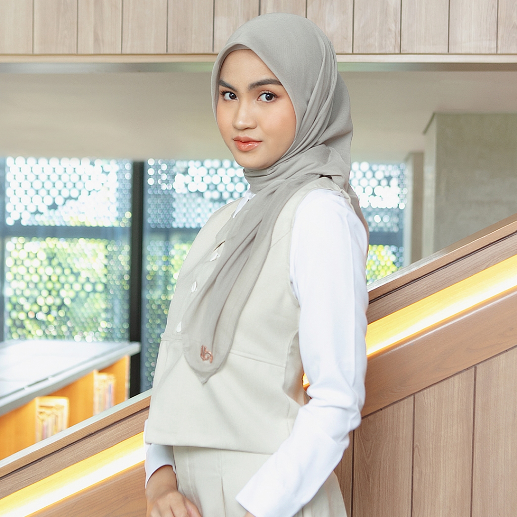 Jual Lozy Hijab Anniversary - Paris Signature Lozy (Hijab Paris Japan ...