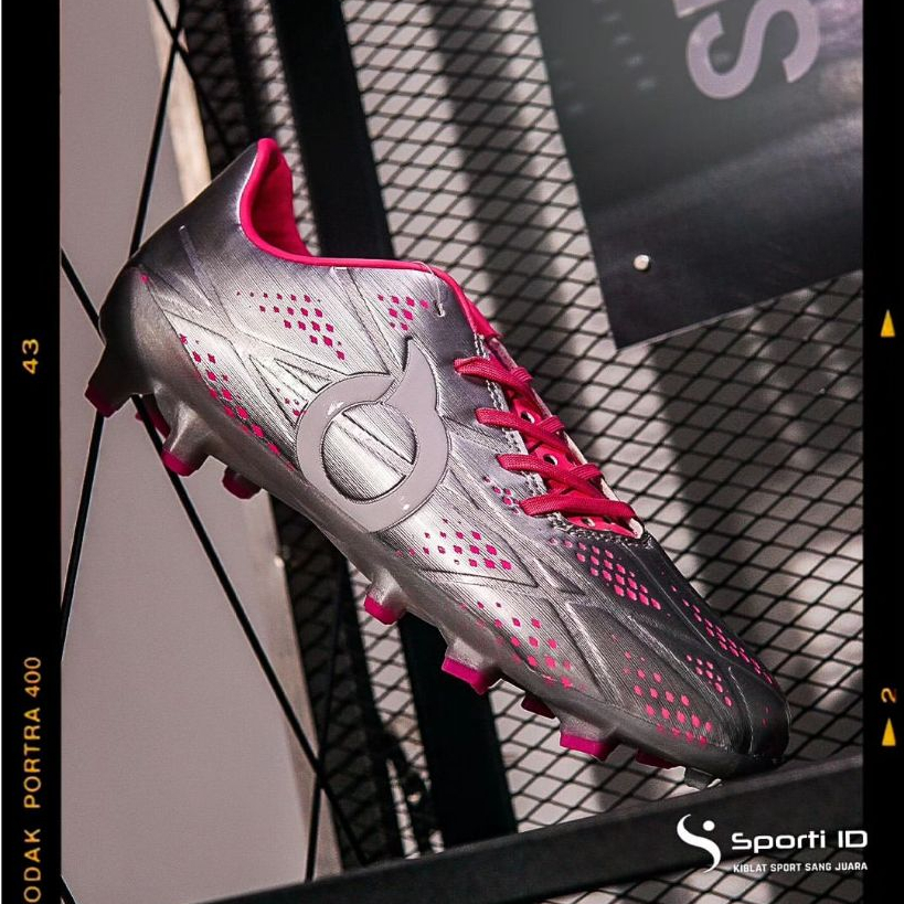 Jual Sepatu Bola Ortuseight Forte Meteor FG - Silver Pink 11010541 ...