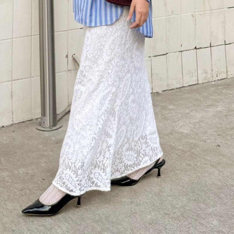 Jual Luna Skirt by Dielle Official / Lace Skirt / Rok Renda / Rok ...