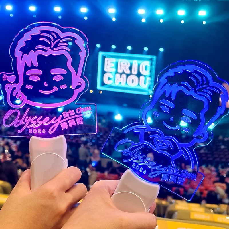 Jual LIGHTSTICK Konser ERIC CHOU “ODYSSEY”, LIGHTSTICK CHIBI MULTI ...
