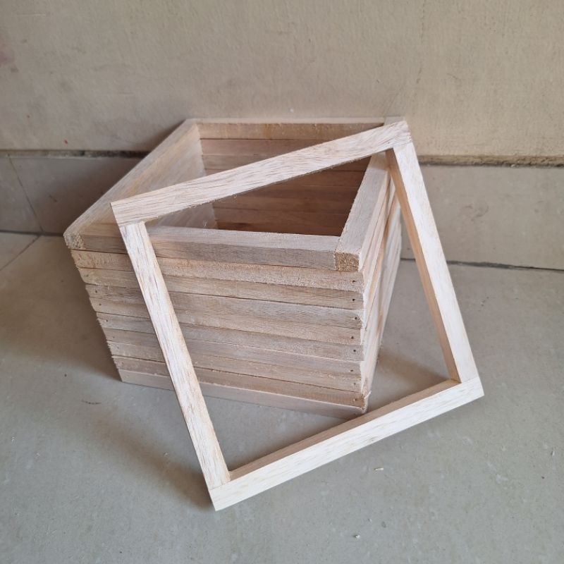 Jual SPANRAM 15X15 , 15x20 , 20x20, 20x30, 25x35 kayu pigura, bingkao ...