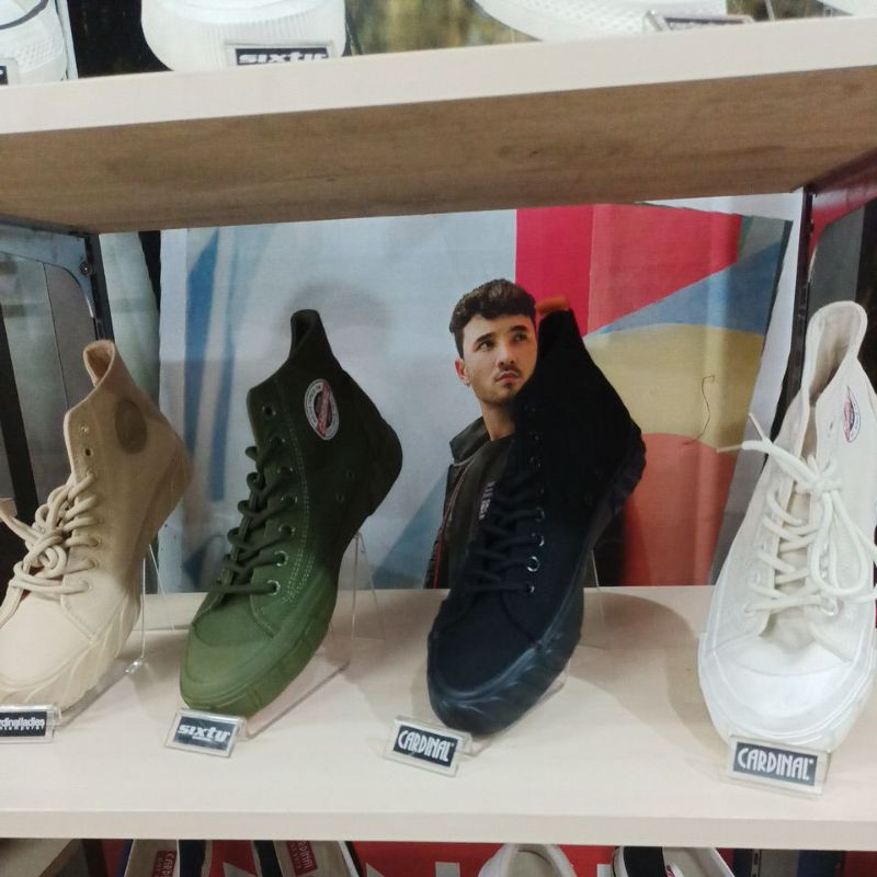 Jual Snackers pria cardinal/sepatu sneaker cardinal | Shopee Indonesia