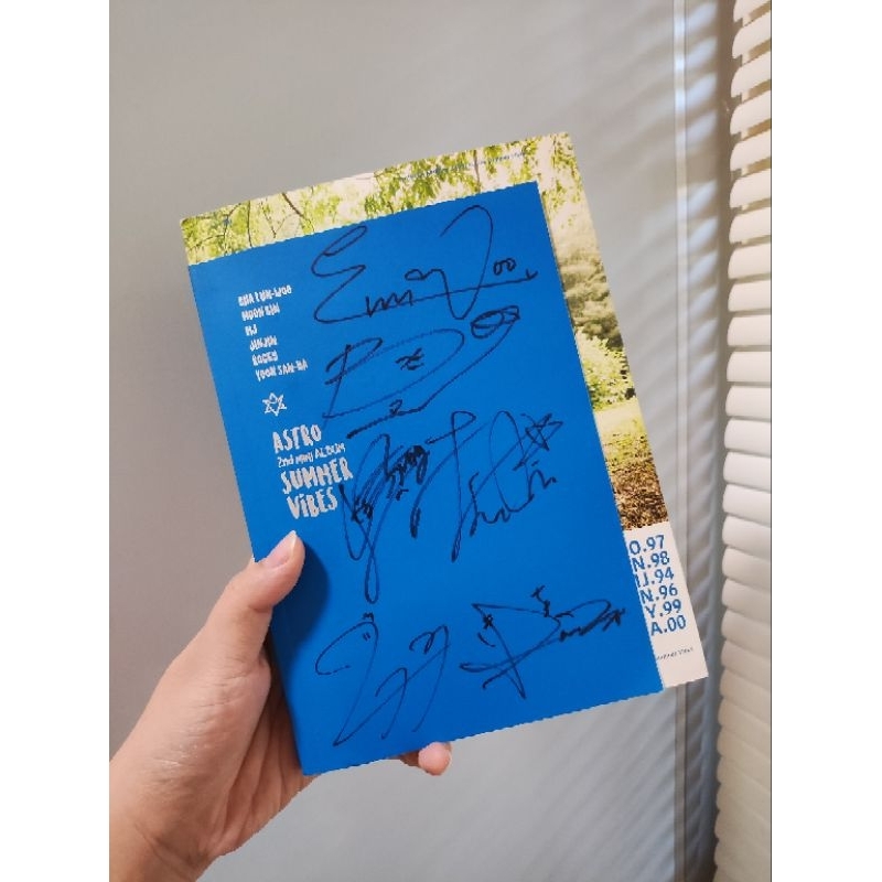 Jual ASTRO - SIGNED ALBUM (SUMMER VIBES) | Shopee Indonesia