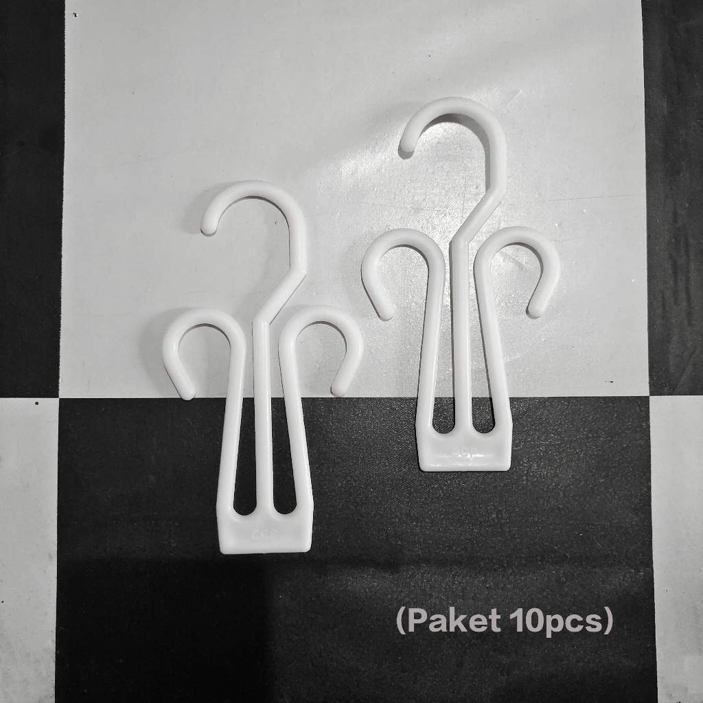 Jual Hanger Gantungan Sandal Selop Sepatu Warna Putih Dan Hitam (Isi ...