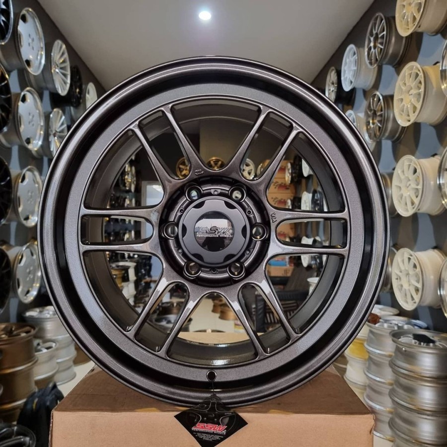 Jual velg SSW S280 RPF1 R18 velg racing ring 18 lebar 9,5 Pajero Fortuner | Shopee Indonesia