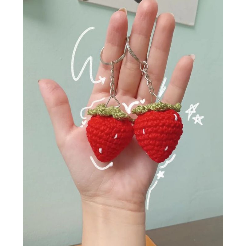 Jual amigurumi strawberry gantungan kunci tas rajut | Shopee Indonesia