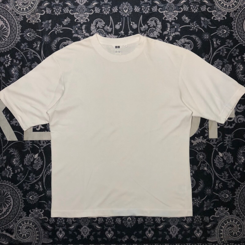 Jual Kaos Polos putih uniqlo U airsim white | Shopee Indonesia