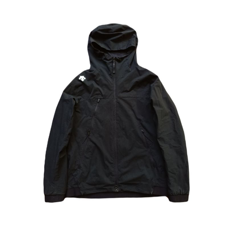 Jual descente outdoor jacket hitam M | Shopee Indonesia