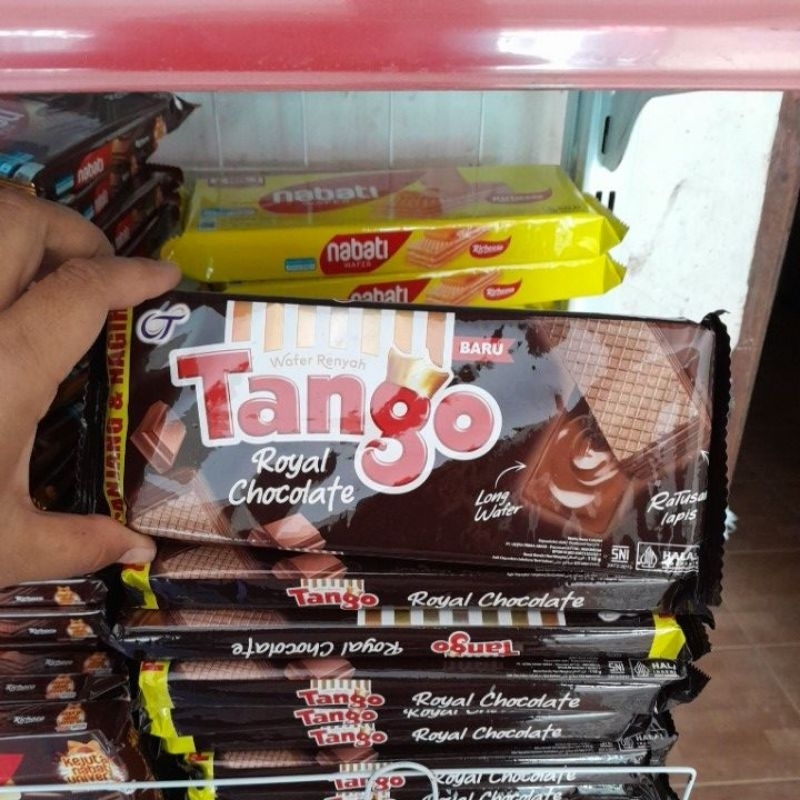 Jual WAFER TANGGO LONG 110 GRAM | Shopee Indonesia