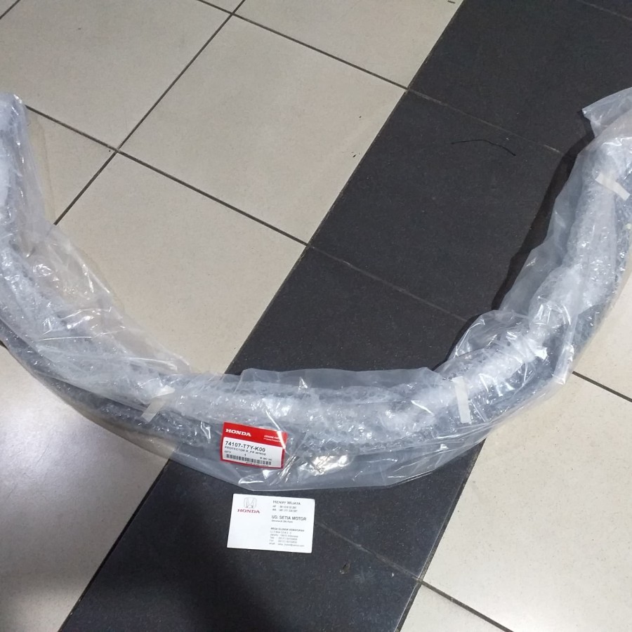 Jual List Spoiler Fender spakbor Belakang Honda WRV 2022 2023 2024 ...