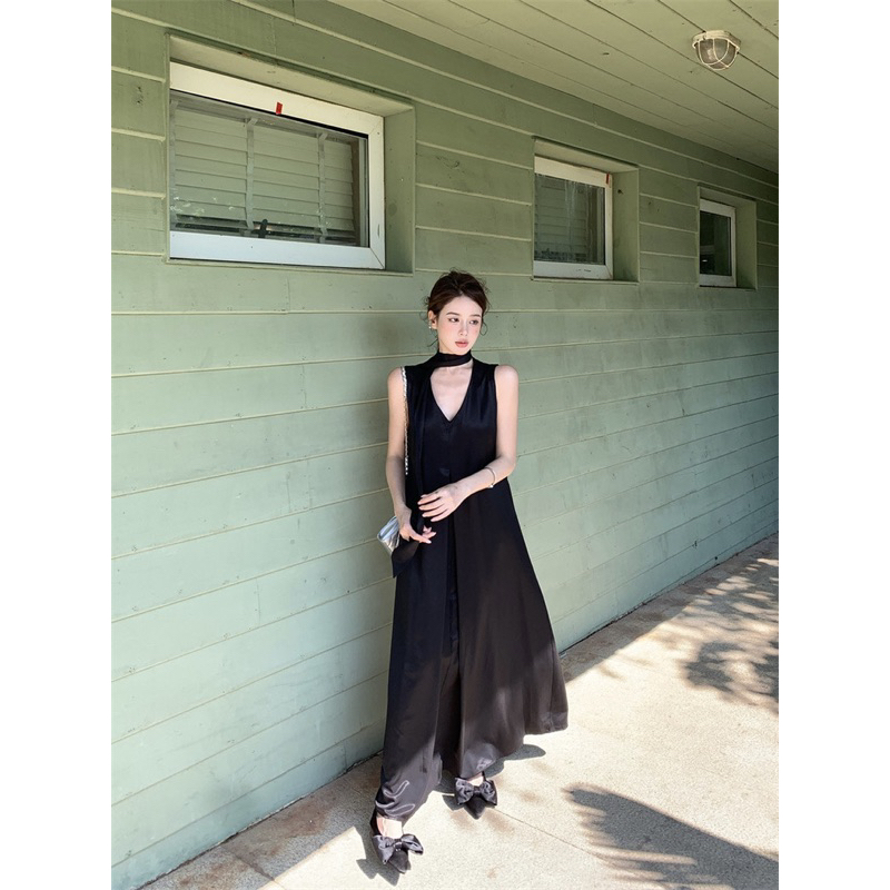 Jual Kevvi - Estelle Korean Style Maxi Dress in Black | Shopee Indonesia