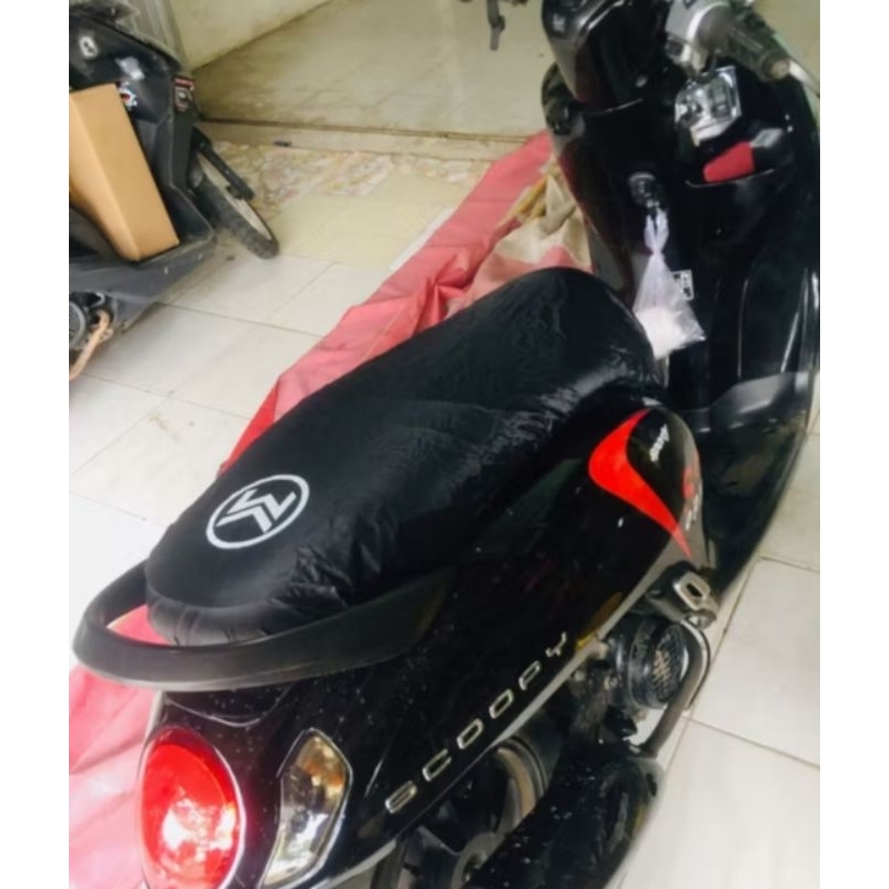 Jual Sarung jok motor merk MOSCOW tahan air kucing licin hinggap ...