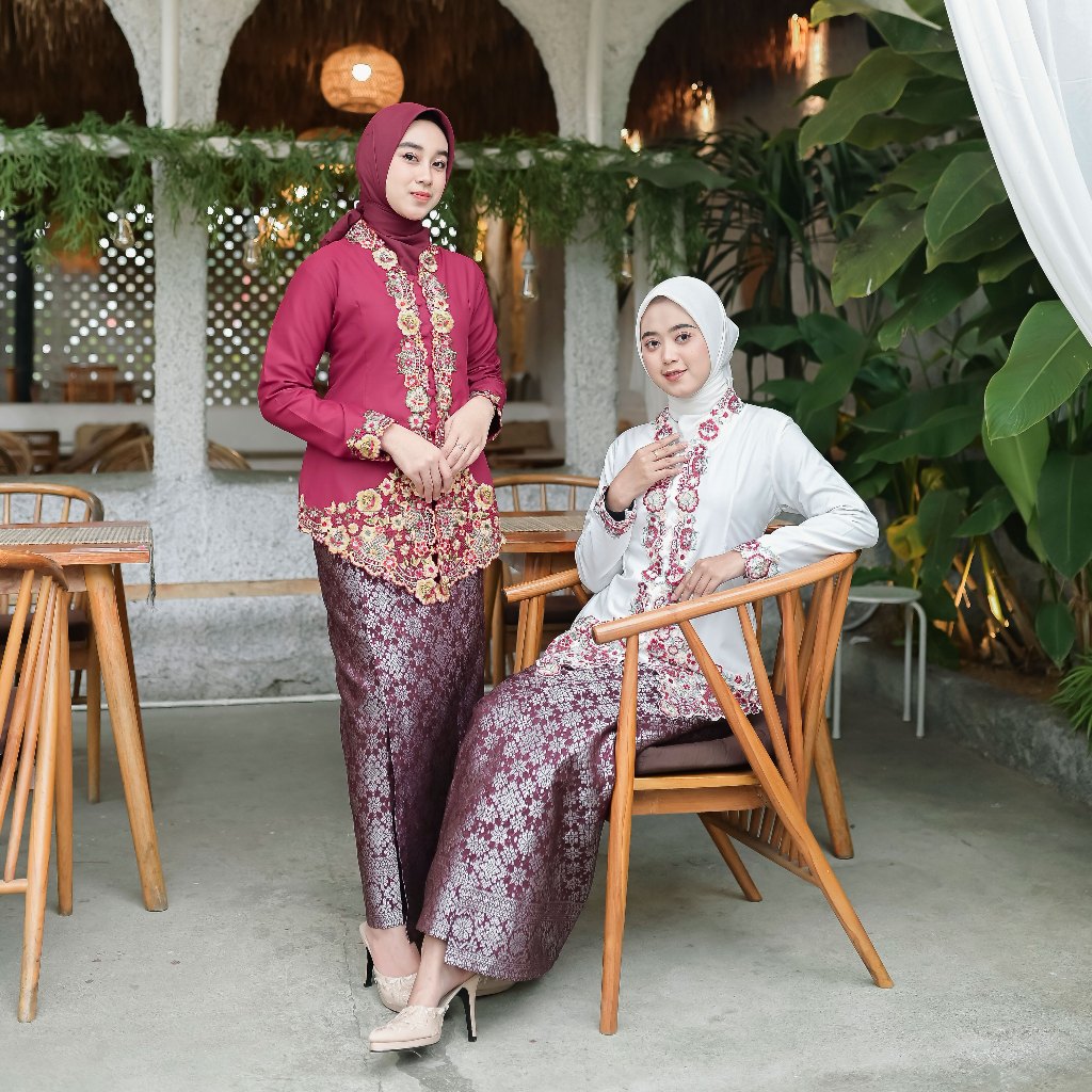 Jual WIWIESHAKA - Set Kebaya Encim Modern Merah Putih Rok Songket ...
