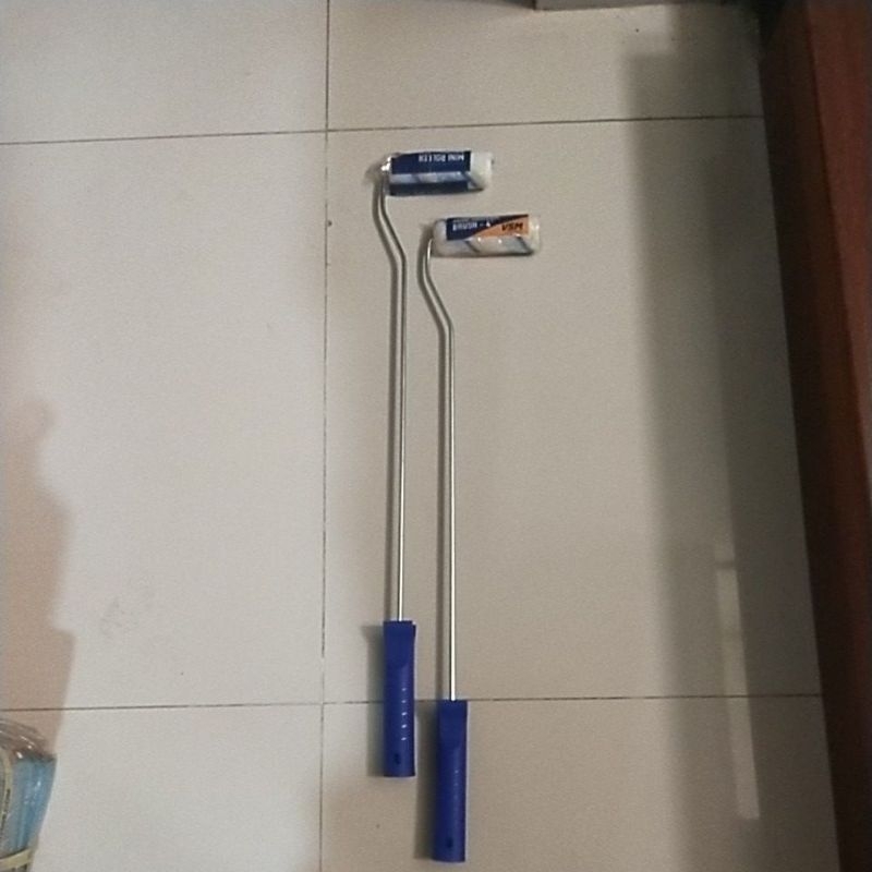 Jual KUAS ROL CAT / KUAS rol kecil gagang panjang | Shopee Indonesia