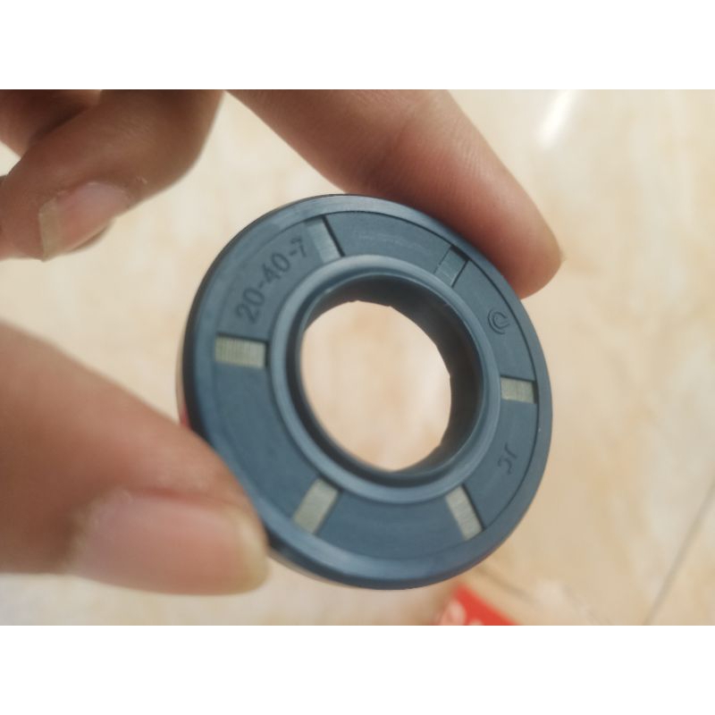 Jual Oil seal CFW 20 40 7 Oil seal CFW 20x40x7 | Shopee Indonesia