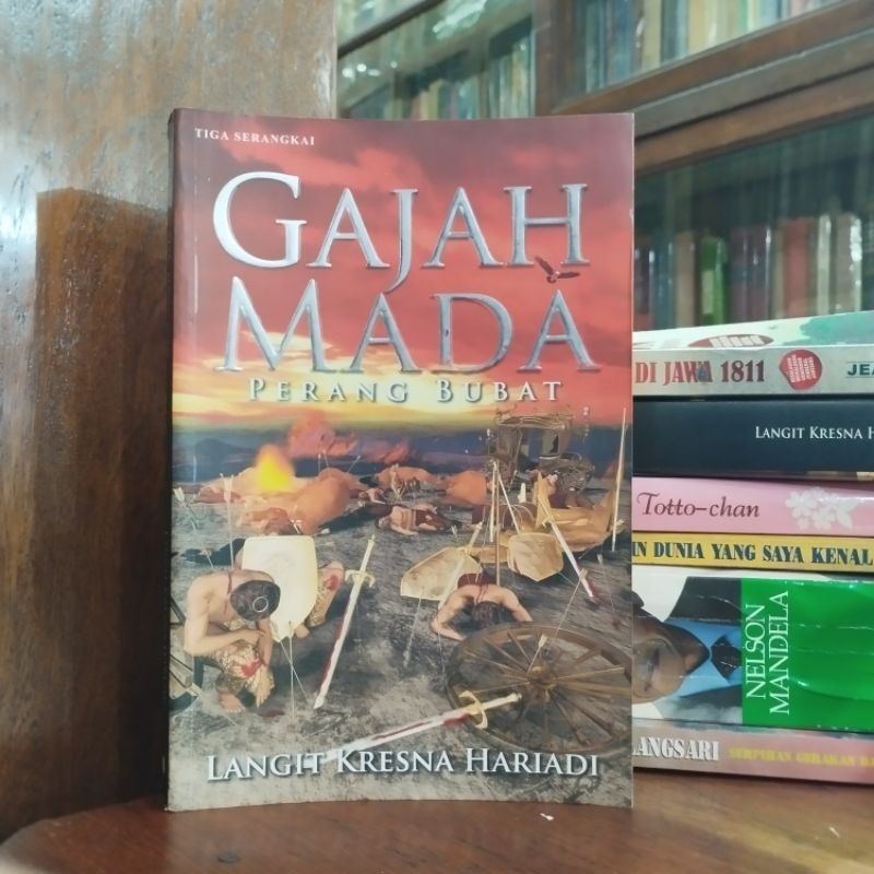 Jual Gajah Mada Perang Bubat - Langit Kresna Hariadi | Shopee Indonesia