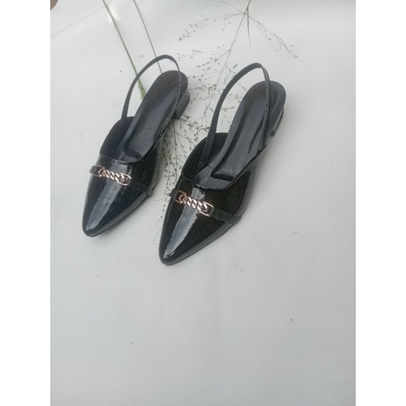 Jual SEPATU BIG SIZE HELL 3 CM SEPATU HAK BAPAU TALI SA 15. | Shopee ...