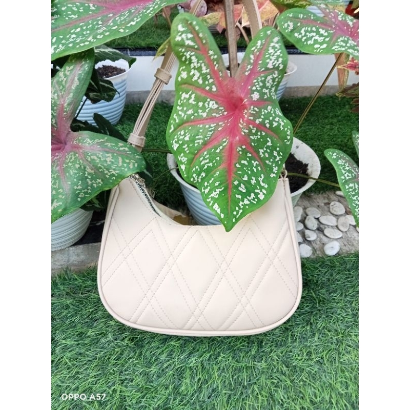 Jual Liona tas bahu wanita model terbaru | Shopee Indonesia