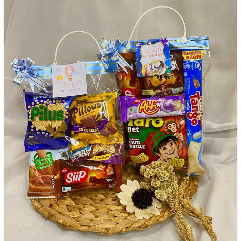 Jual Bingkisan snack Bingkisan ulang tahun Snack ulang tahun hampers ...