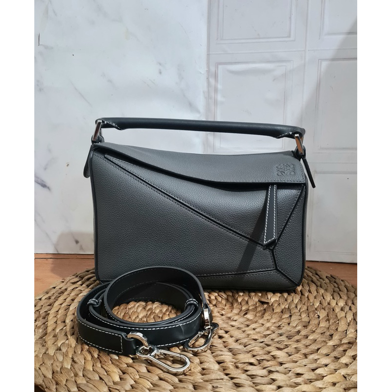Jual loewe puzzle small authentic | Shopee Indonesia