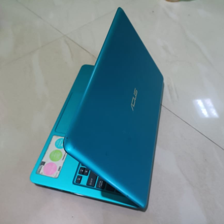 Jual Casing case notebook asus e202 e202s biru fullset | Shopee Indonesia