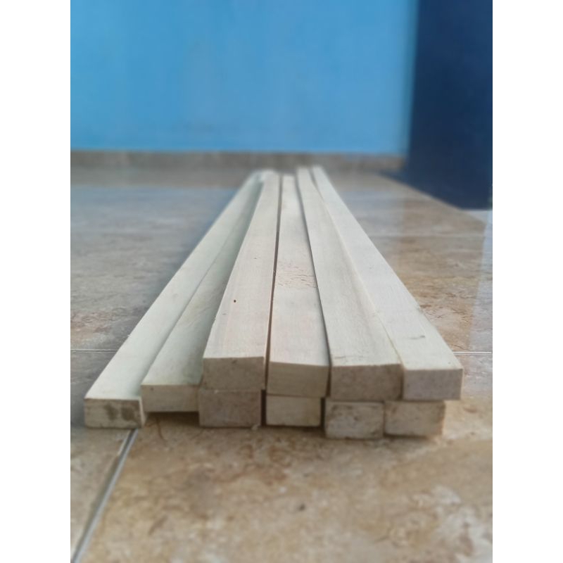 Jual Kayu Reng Kasar 2x3 Panjang 2 Meter List Reng Kayu Panjang 2 Meter ...