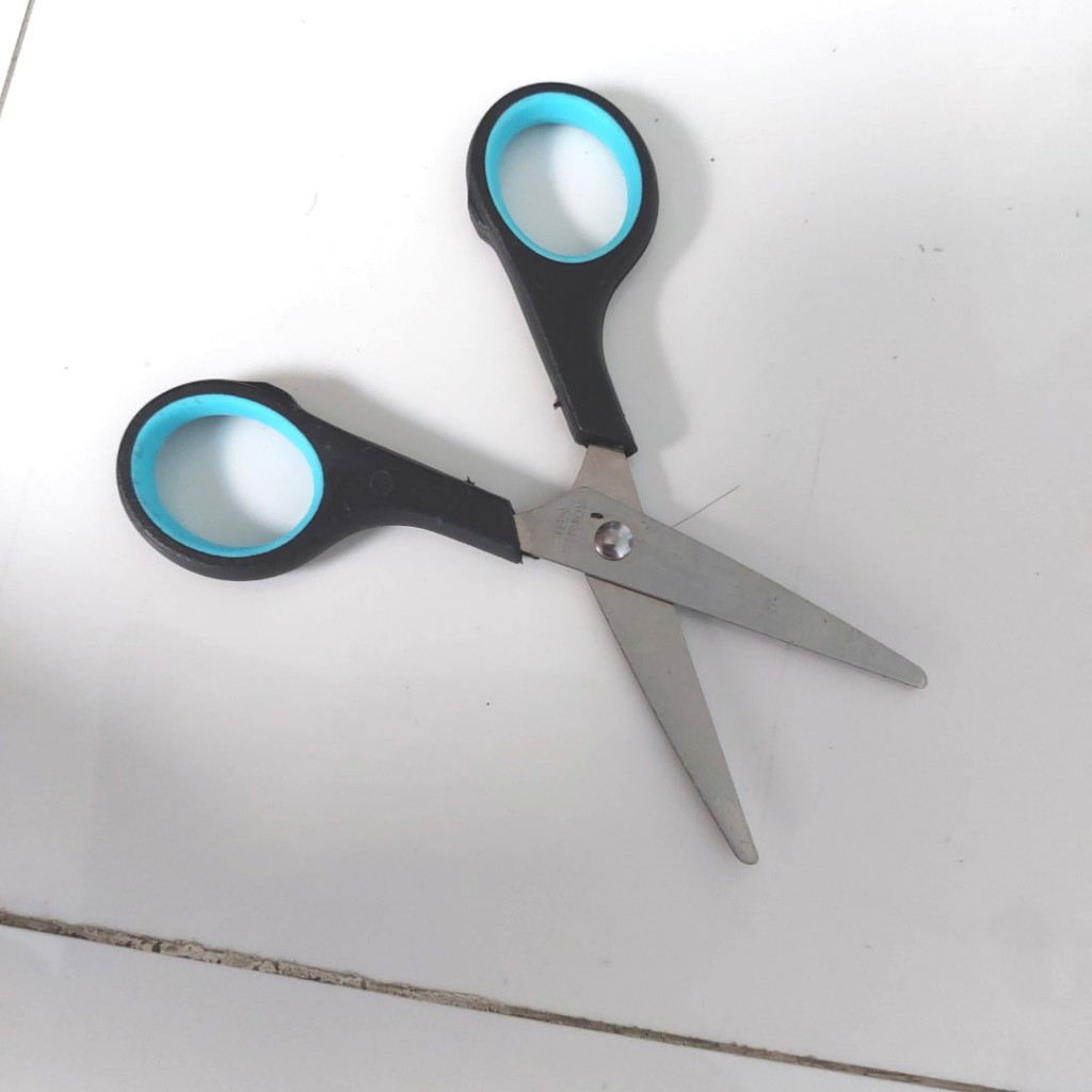 Jual Gunting DR5 Kecil Murah - 1 Buah Merk Random | Shopee Indonesia