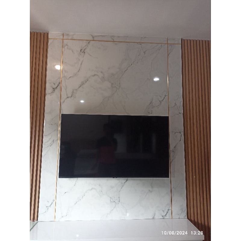 Jual backdrop tv custom . variasi acp dan lampu led | Shopee Indonesia