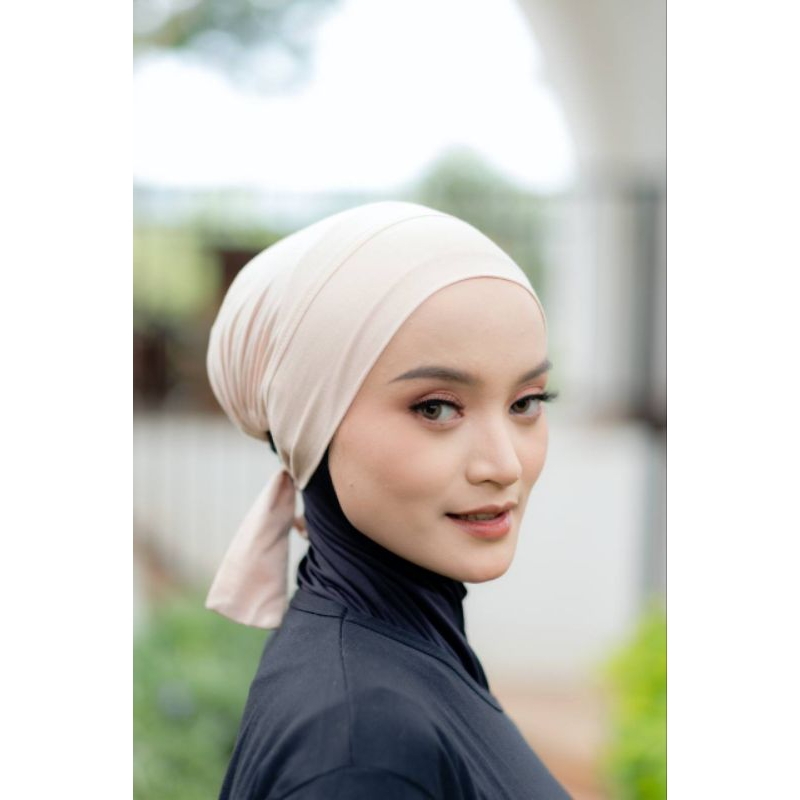 Jual LESTARI HIJAB - INNER UNIQLO ANTI RIBET | Shopee Indonesia