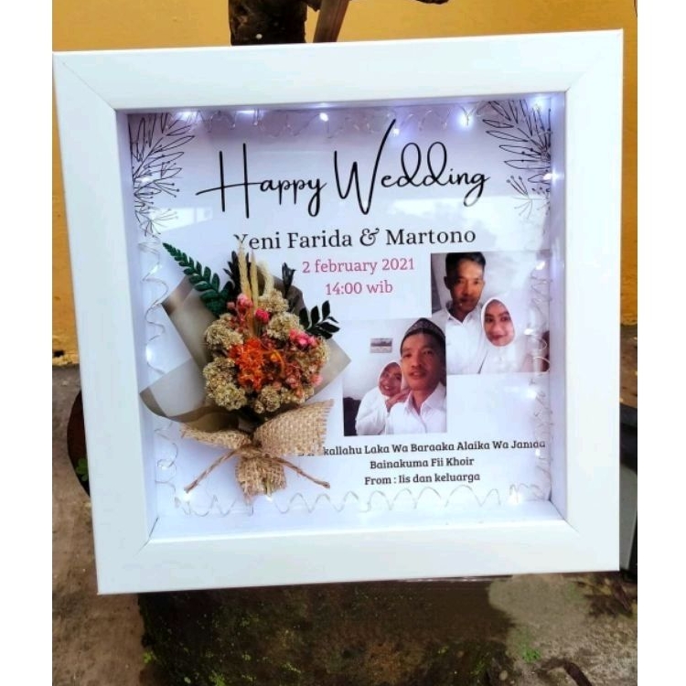 Jual BINGKAI FOTO 3D / hampers aestetic / kado wisuda / kado tunangan ...