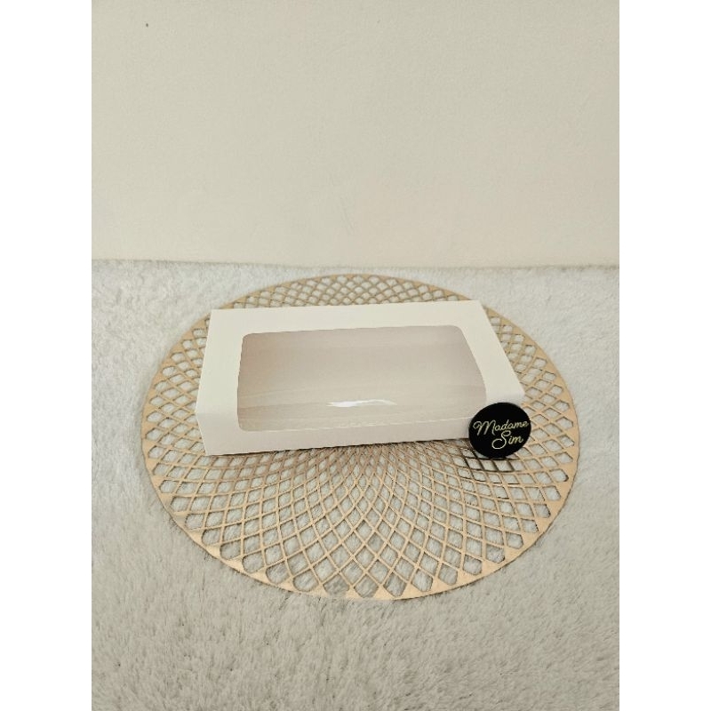Jual BOX IVORY - DUS BOLEN - KOTAK ROTI PASTRY BRONIS 25x12x5 - JENDELA ...