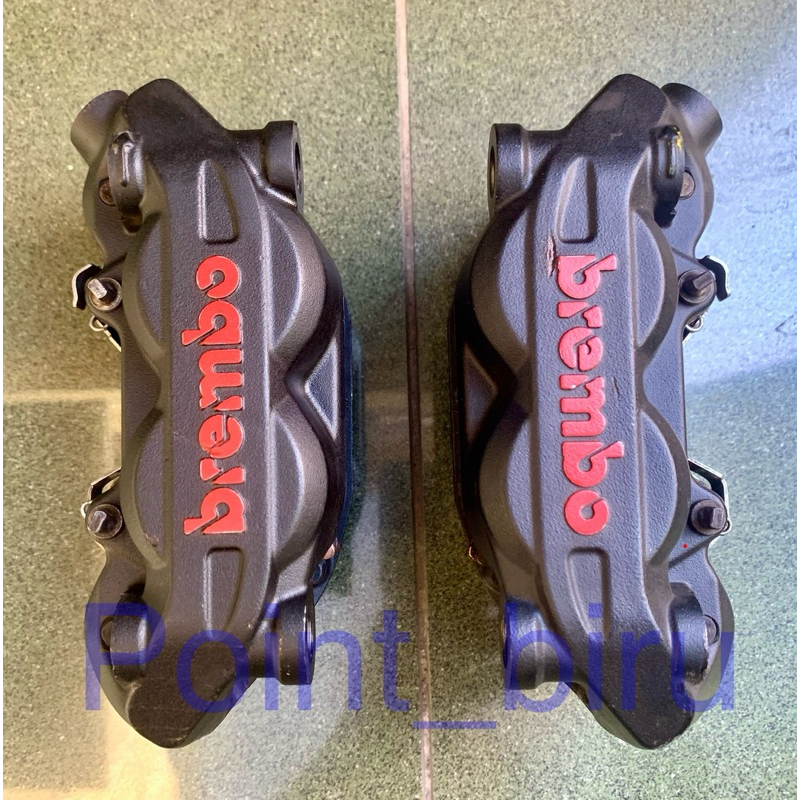 Jual kaliper Brembo radial 4 Piston 2 pin ( kanan + kiri ) 100% original | Shopee Indonesia