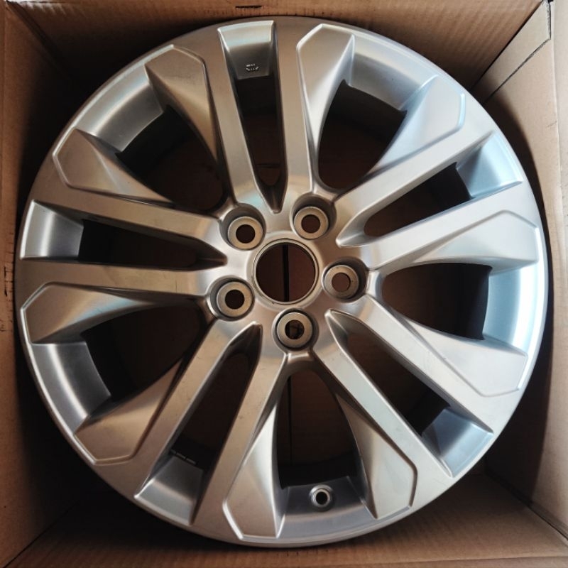 Jual Velg Innova Zenix Ring 18 Original | Shopee Indonesia