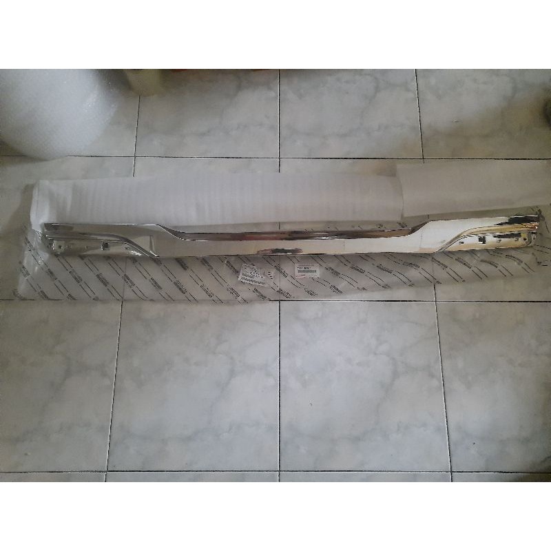 Jual Trunklid List Lis Chrome Bagasi Grand Innova 2012 - 2015 Original ...