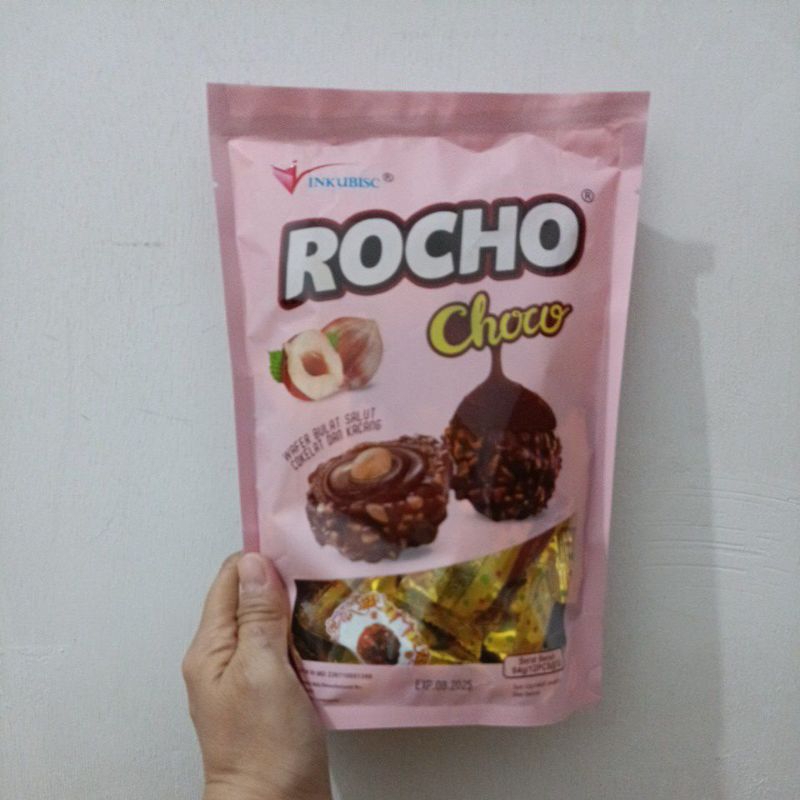 Jual Rocho Choco Wafer Chocolate Kacang 84g/Rocho Wafer Bola Coklat ...