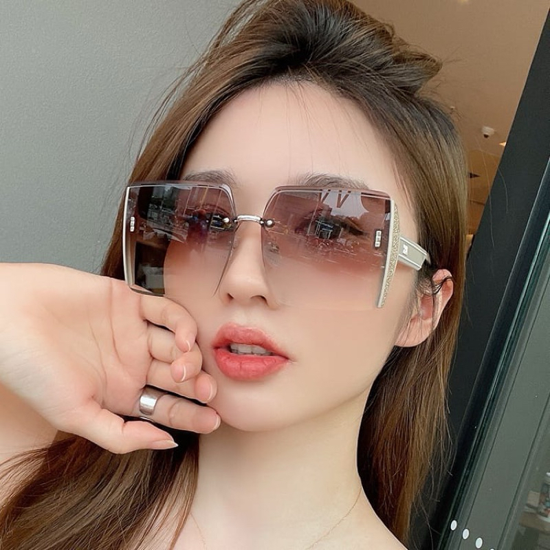 Jual Kacamata Wanita Import Sunglasses Hitam Pantai Persegi UV ...