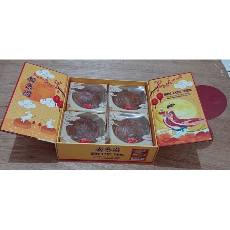 Jual Mooncake Sin Lok Yen Gojin Asin-Mooncake Isi 4 Pcs | Shopee Indonesia