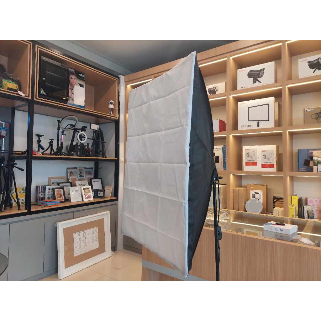 Jual Paket Lampu Studio Light 3 in 1 Color Adjustable Remote with Tripod Plus Softbox Single ...